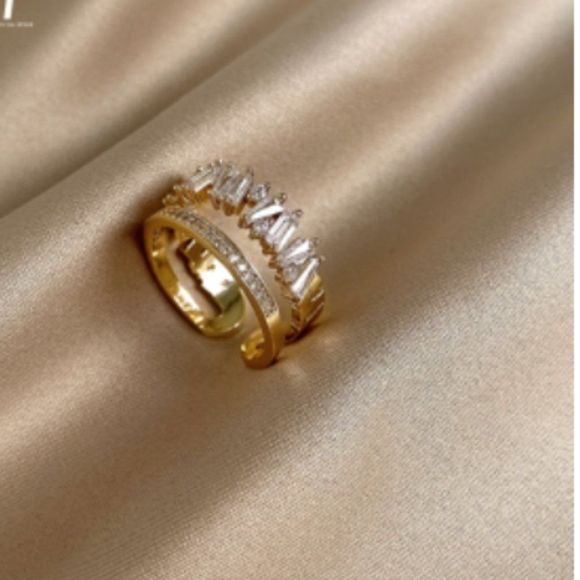 Unknown | Jewelry | Nwt Adjustable Zircon Gold Double Opening Dinner ...